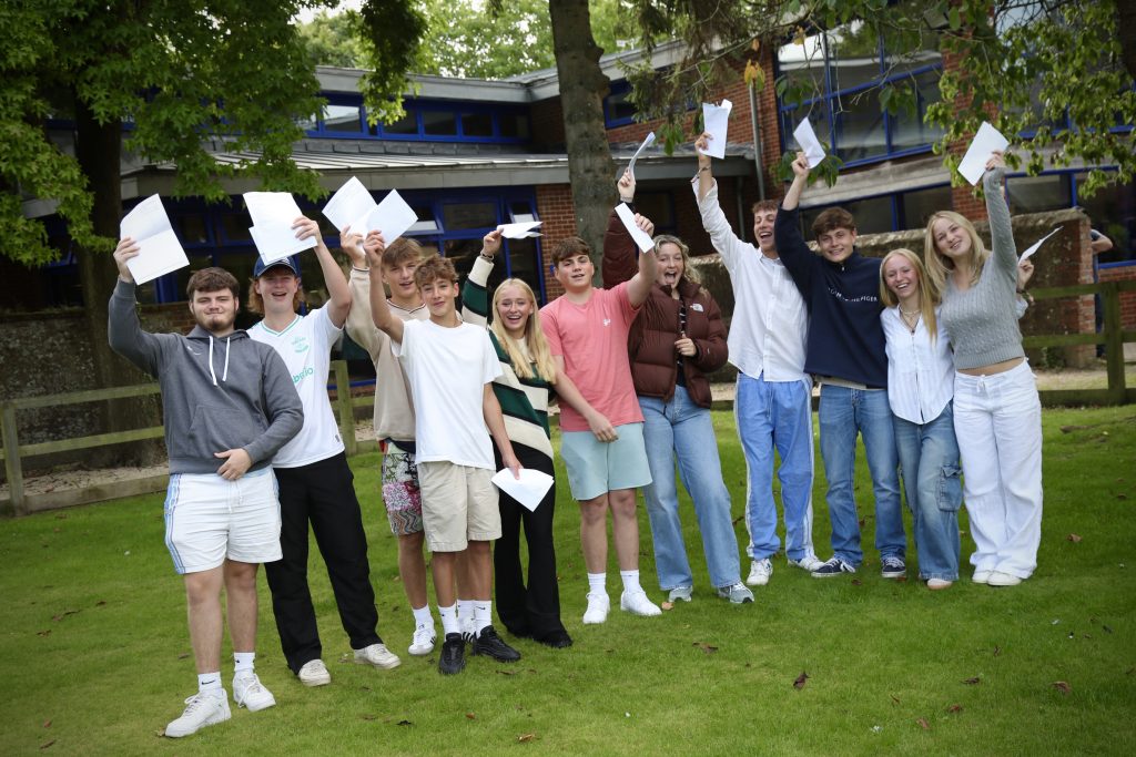 GCSE RESULTS 2023 - Warminster School